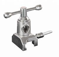 China Side Rail Clamp for Operating Tables - 19mm Aperture, 304 Stainless Steel, 1kg Weight, Universal Compatibility for sale
