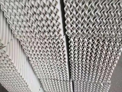 China Corrugated Ceramic Structured Tower Packing Diameter 25mm-150mm For Glass Column for sale