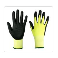 China Black Foam Nitrile Palm 18 Gauge Cut Resistant Safety Gloves For Metal And Glass Handling for sale