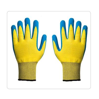 China Yellow HPPE Liner Nitrile Palm Coating Cut Resistant Gloves For Sharp Small Parts Handling for sale