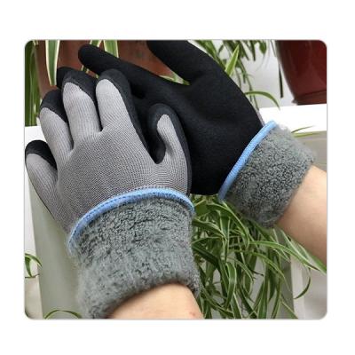 China 7 Gauge Terry Brushed Inside Winter Nitrile Gloves For Cold Weather for sale
