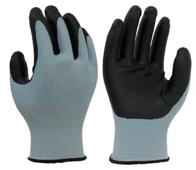 China Oil Resistant 13G Seamless Nitrile Gloves With Grip for sale