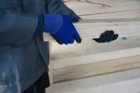 China 18 Gauge  Nylon Liner Black Foam Nitrile Gloves For Wood Handing for sale