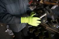 China Winter EN511 Anti Cold 7 Gauge Black Latex Gloves for sale