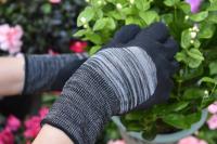 China 13 gauge Latex 3/4 Dipping Palm Coated Gloves For Gardening Trim And Carrying for sale