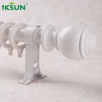 China 1.2mm Thickness Modern Wood Curtain Rod For Hotels Decorative for sale