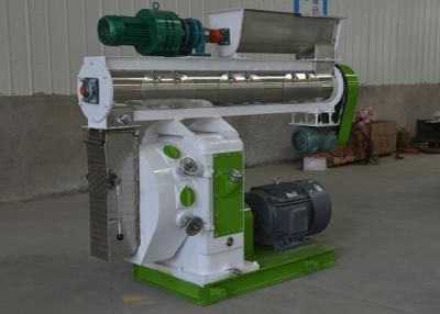 China CE Certified Cattle Feed Pellet Making Machine with 500-2000kg/h Production Capacity and 2-12mm Pellet Size Range for sale