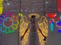 China Acrylic Silicone 200cm 8W 540lm Custom Led Neon Signs for sale