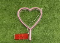 China Pink Heart Hazard Free 12VDC EU Plug USB Neon Signs For Gift for sale