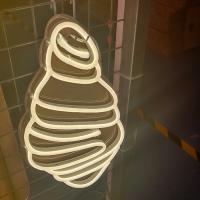 China Croissant horn package neon sign wall lighting deco led neon flex tube for sale