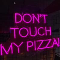 China Pizza Cuttable Led Neon Sign AC240V Bright Pink Silica Gel Neon Sign for sale
