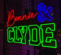 China Bonnie&clyde Lover weeding party bedroom house neon sign for sale