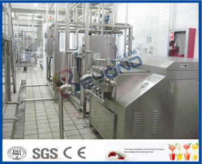 China Multifunctional 5000LPH  Milk Processing line with pasteurized milk , UHT, cream and butter for sale