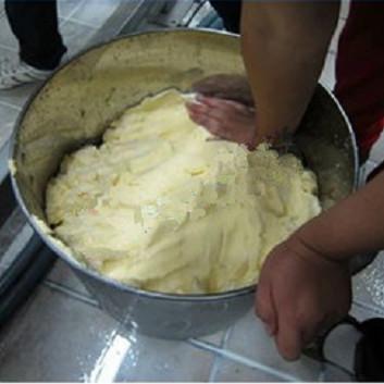 China Stainless Steel Butter Making Equipment 500L to 1500L Capacity 304 316L with Heating Jacket for sale