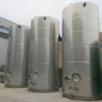 China Stainless Steel Milk Storage Silo Tank 15000L to 120000L with PT100 Thermometer and Agitator for sale