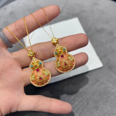 China 18K Gold Gourd Pendant 2.09g 19.3mm Fine Jewelry Gift for Women for sale