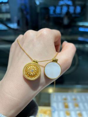 China 18K Gold Sunflower Compass Pendant Moissanite White Shell 2.1g 19.7mm for sale