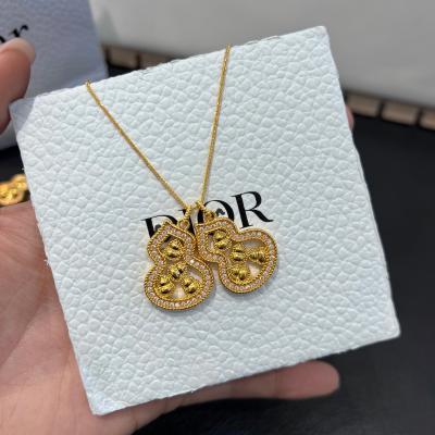 China 18K Gold Moissanite Gourd Pendant 19mm Elegant Chinese Style Blessing Jewelry for sale