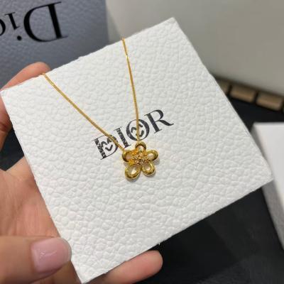 China 18K Gold Moissanite Wealth Basket Pendant 16.4mm Hollow Design Elegant Symbolic Gift for sale