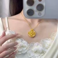 China 18K Gold Cross King Kong Pestle Compass Pendant 0.52g 21.6mm Vintage Inspired Jewelry for sale