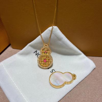 China 18K Gold Gourd Pendant Necklace White Shell 1.62g 18.8mm Chinese Style Light Luxury Jewelry for sale