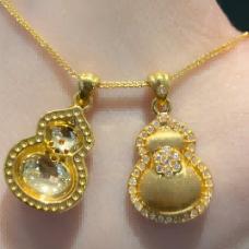 China 18K Gold Moissanite Gourd Pendant 0.35g Drawing Process Elegant Jewelry for sale