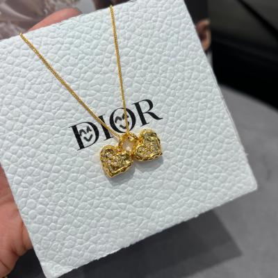China 18K Gold Heart Pendant Moissanite 0.21g 12.8mm Gift Fine Jewelry for sale