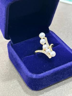 China Golden 925 Silver Pearl Ring 4-4.5mm Natural Freshwater Pearl Elegant Party Jewelry for sale
