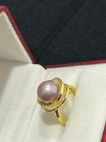 China 925 Silver Natural Freshwater Pearl Ring 10-12mm Golden Round Pearl Classic Style for sale