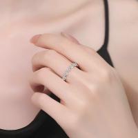 China 925 Sterling Silver Moissanite Ring Wave Shape 5-7cm Size Luxurious Fine Jewelry for sale