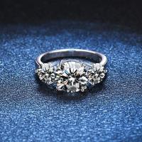 China 925 Silver Three Stone Moissanite Engagement Ring 5-7cm Size Durable Elegant Jewelry for sale