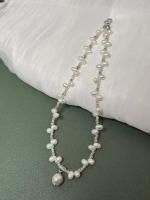 China Natural Freshwater Pearl and Jade Necklace 10.5-11mm 42-43cm Elegant Design for sale