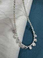 China Custom Petal-Shaped Baroque Pearl Necklace Adjustable Length 18-22 Inch Gold Clasp for sale