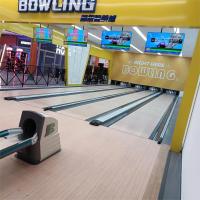 China Hot Sale New Indoor Bowling Alley Equipment Set Wood Bowling Lane Manufacturer Price on Sale for sale