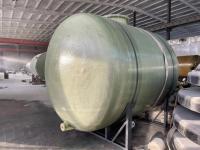 China Horizontal FRP Storage Tank Fiberglass Acid Base Chemical Tank 1m³ to 200m³ Customizable for sale