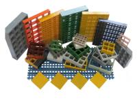 China Custom FRP Grating 25mm 38mm Height Pultrusion Fiberglass Molded Mesh Grating for sale