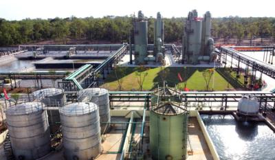 China FRP GRP Bromine Absorption Tower 90% Extraction Efficiency Anti Corrosion Chemical Industry for sale