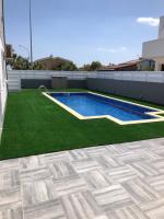 China 50mm Landscaping Artificial Grass 40-60mm Fake Grass Edging for sale