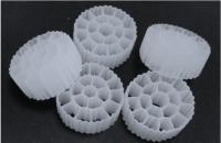 China MBBR Biofilm Carrier for Wastewater Treatment 500m2/m3 Surface 5-15 Days Hanging Time for sale