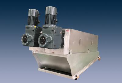 China DUBHE TSDL Multi Disk Screw Sludge Dewatering Machine PLC Control Stainless Steel High Capacity for sale