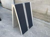 China OEM Logo Portable Wheelchair Ramp Aluminium Motorcycle Ramp 350KG Load Capacity for sale