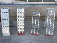 China Heavy Duty Aluminum Loading Ramps ATV Cart Motorcycle Truck Loading Ramps for sale