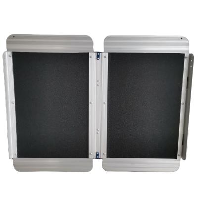 China Outdoor Practical Folding Aluminium Loading Ramp Wheelchair Aluminum Loading Ramps for sale