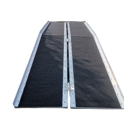 China Custom Logo Black Aluminum Loading Ramps Wheelchair Ramps For Homes for sale