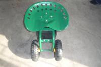 China Outdoor Rolling Garden Cart Scooter Garden Wagon Stool TC4501B for sale