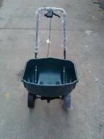 China ODM Stainless Steel Fertilizer Spreader Cart Salt And Fertilizer Spreader TC2026 for sale