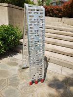 China Aluminium Folding Motorcycle Loading Ramp 340kgs Load Capacity for sale