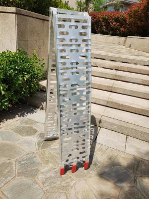China Aluminium Folding Motorcycle Loading Ramp 340kgs Load Capacity for sale