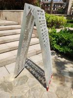 China Safely Load & Unload Aluminum Loading Ramps With Safety Chains for sale
