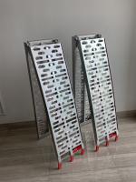 China Convenient Aluminum Loading Ramps Assembly Required Silver Finish for sale